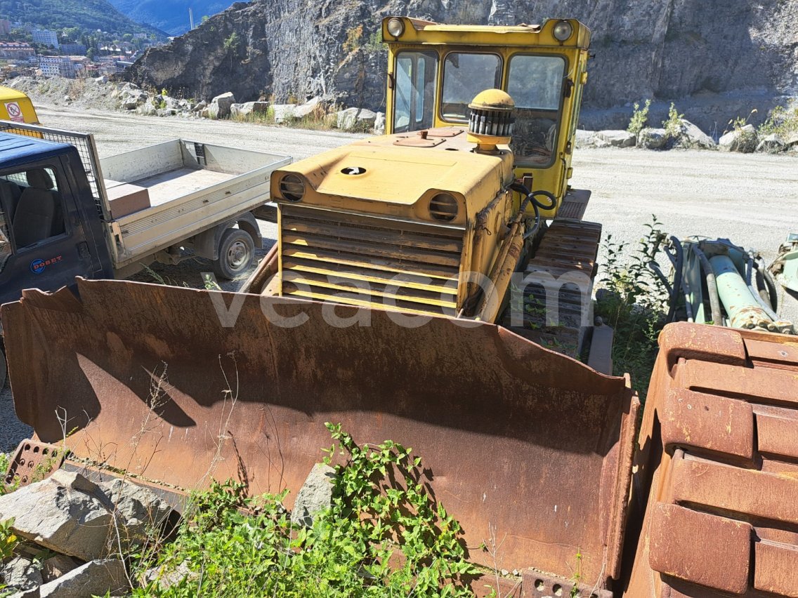 Aktuální aukce: #6271 STALINEC T-130 - Dražby vozidel | Veacom