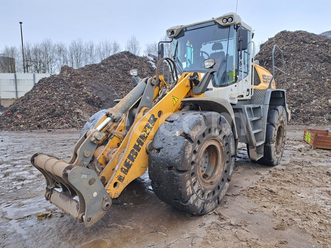 Aktuální aukce: #7908 LIEBHERR L 550 - Dražby vozidel | Veacom