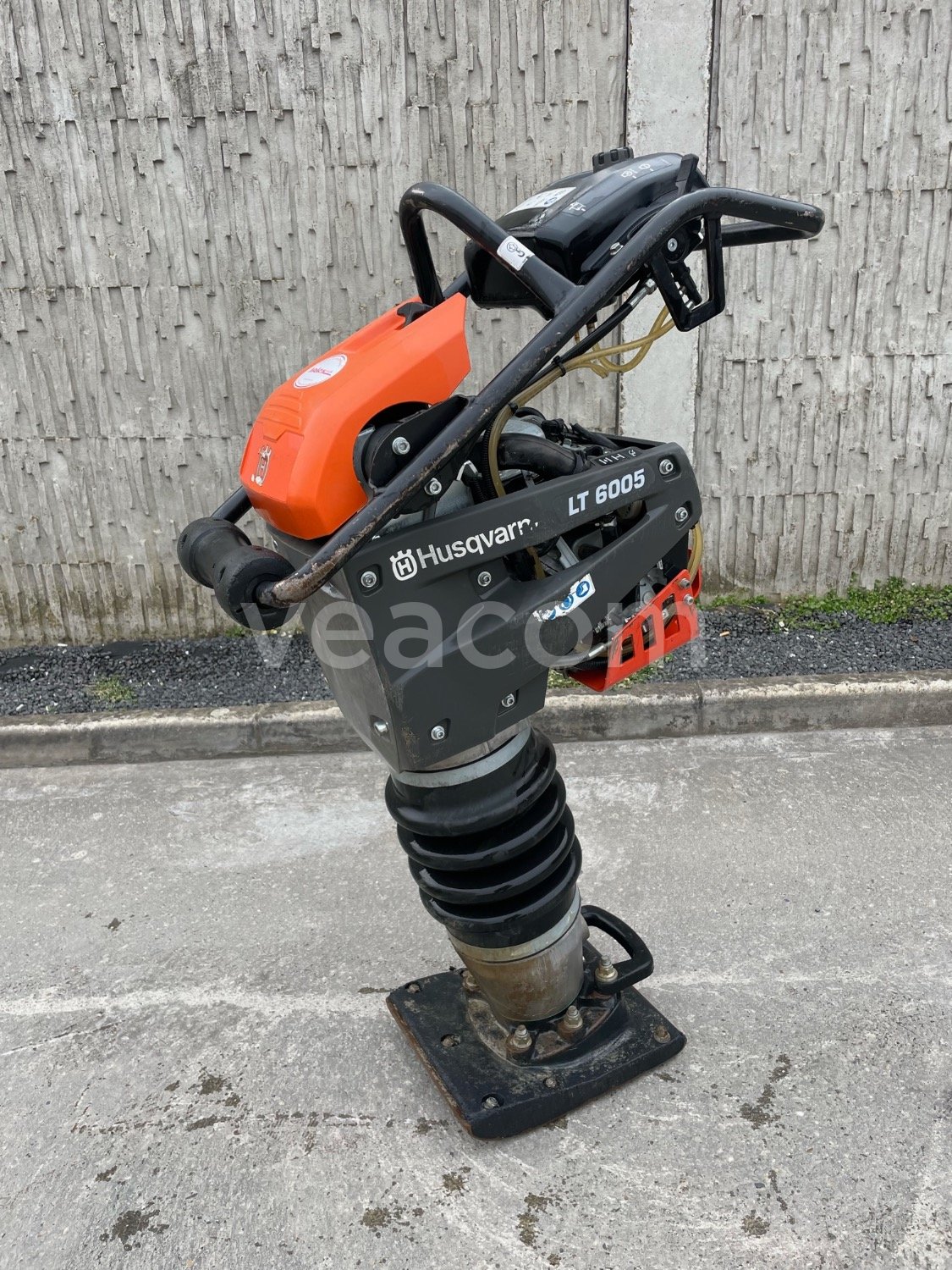 Aktuální aukce: #8981 HUSQVARNA LT6005 - Dražby vozidel | Veacom