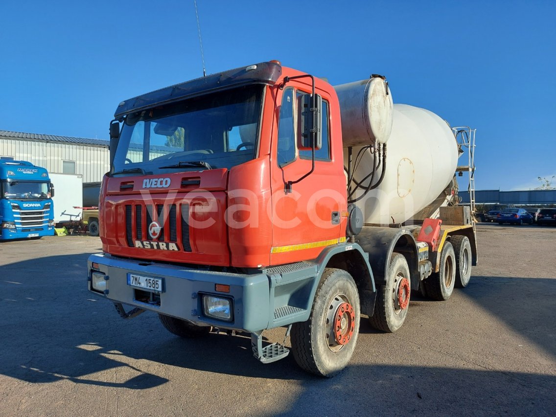 #3563 IVECO ASTRA 8x4 - Aukcje pojazdów i maszyn | Veacom