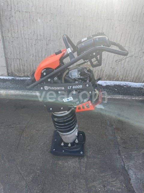 Upcoming auction: #4359 HUSQVARNA LT6005 | Veacom