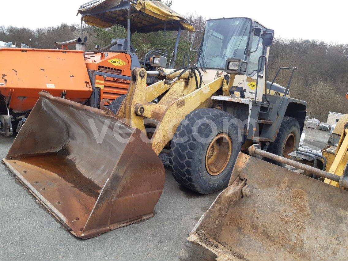 Upcoming auction: #5179 KOMATSU WA 320-3 | Veacom