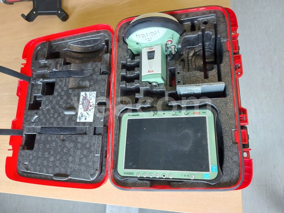 Upcoming auction: #5662 LEICA GS 15 | Veacom