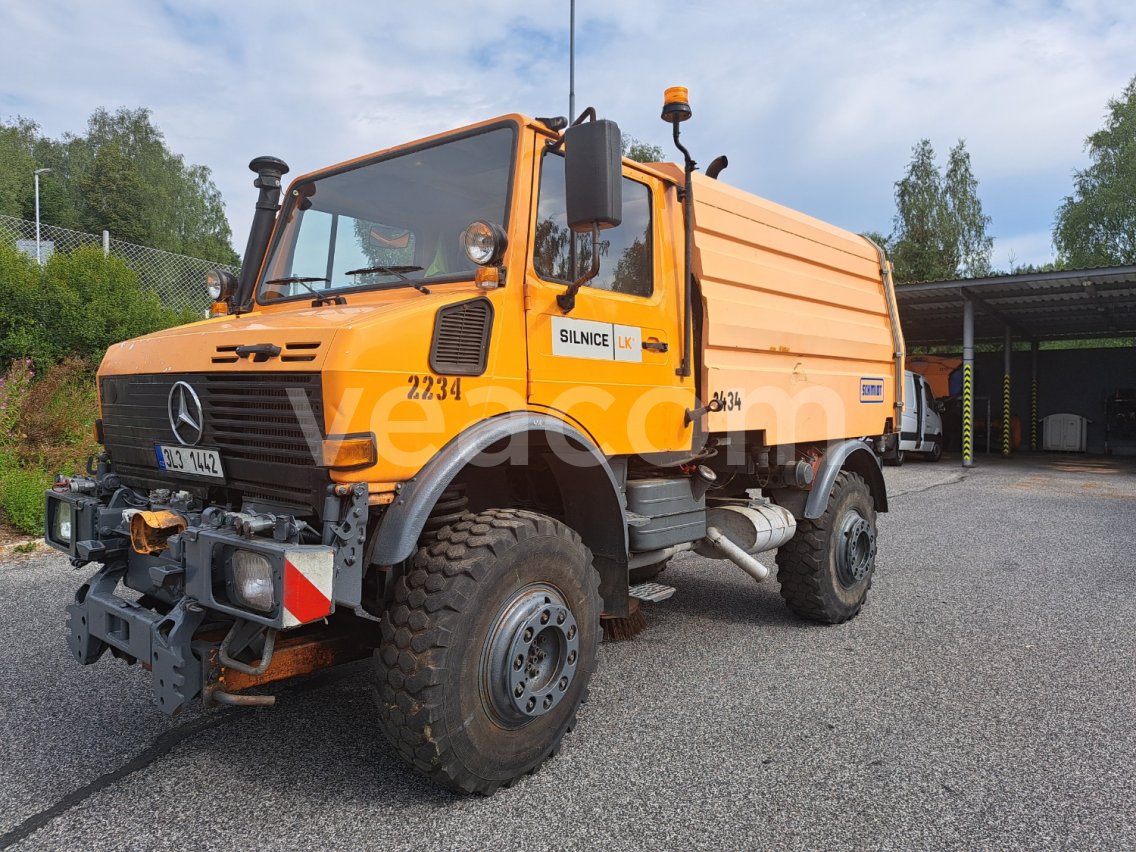 #6001 MERCEDES-BENZ UNIMOG U 1650 + PŘÍSLUŠENSTVÍ - Aukcie vozidiel ...
