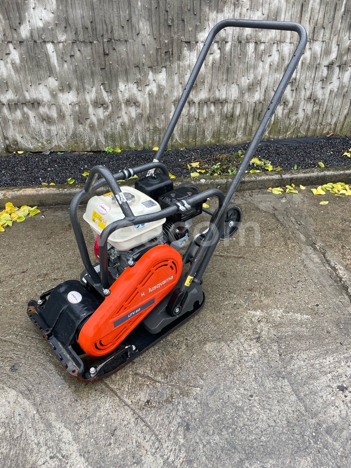 Aktuální aukce: #6748 HUSQVARNA LF80 - Dražby vozidel | Veacom