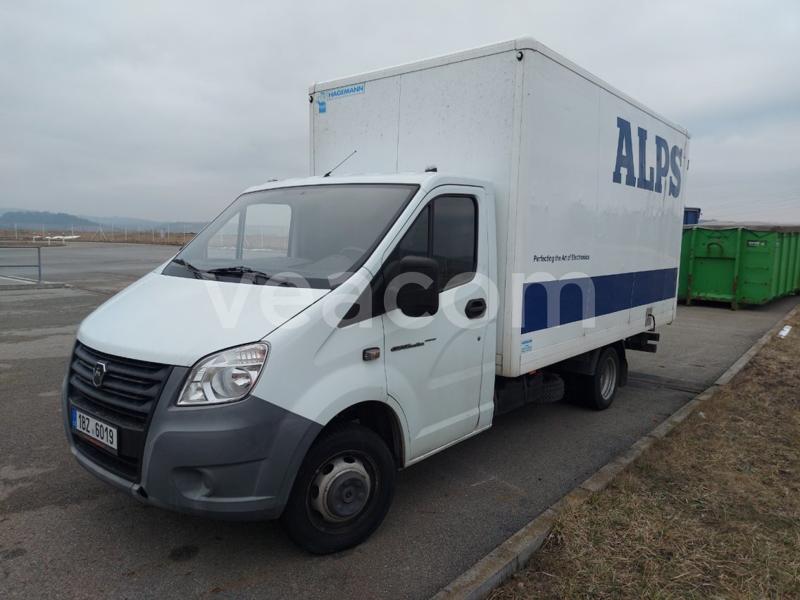 Upcoming auction: #9345 GAZ NEXT | Veacom