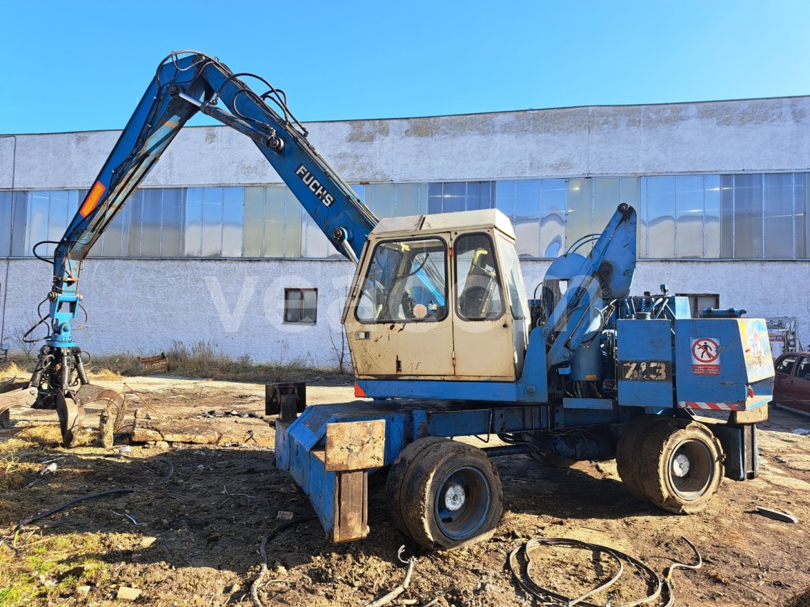 Upcoming auction: #8957 FUCHS F 713,3M | Veacom